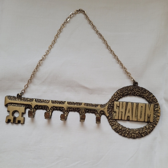Vintage | Wall Decor | Vintage Brass Shalom Key Holder | Poshmark